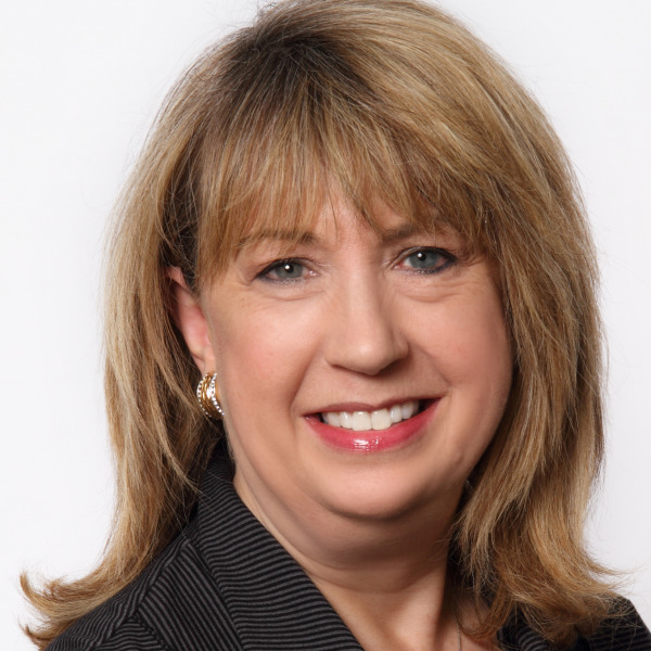 Susan Roesler - Broker - Summa Pacific Cascade Realty